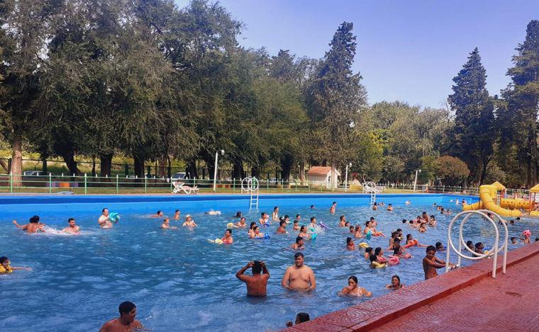 Balneario Deán Funes: un oasis de naturaleza y diversión en el norte ...